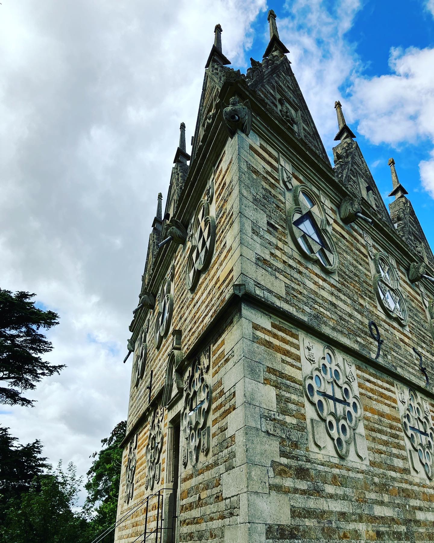 Rushton Triangular Lodge | J.L. Worrad